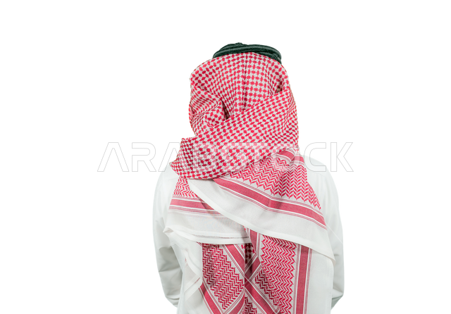 Portrait from the back of a Saudi Arabian Gulf man wearing traditional ...