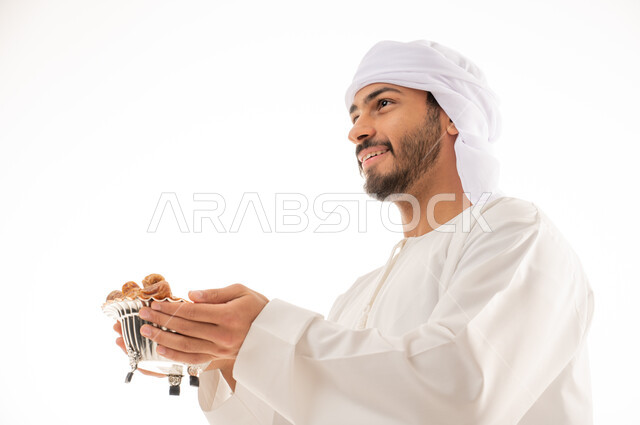 Portrait of an Arab Emirati Gulf man dressed in traditional Emirati ...