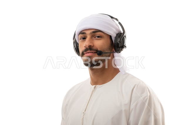 Portrait of an Emirati Arab Gulf man wearing traditional Emirati dress ...
