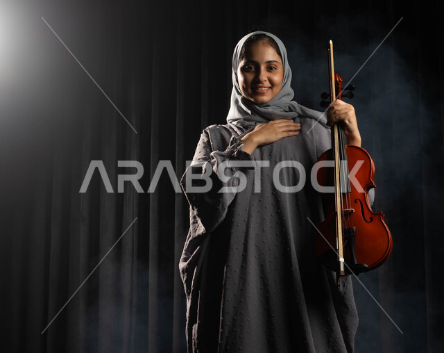 The use of the stringed violin in presenting programs, musical arts and ...