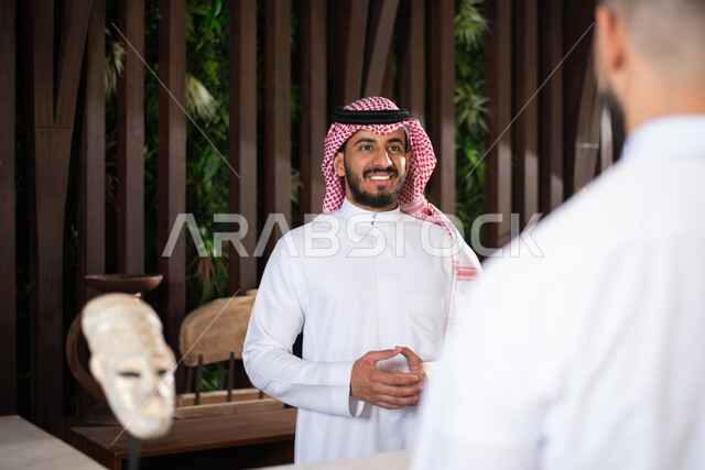 Dialogues and discussions, customer service, facial gestures indicating ...