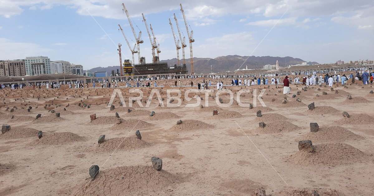 Al-Baqi’ Islamic cemetery in Medina, Saudi Arabia, martyrs’ graves in ...