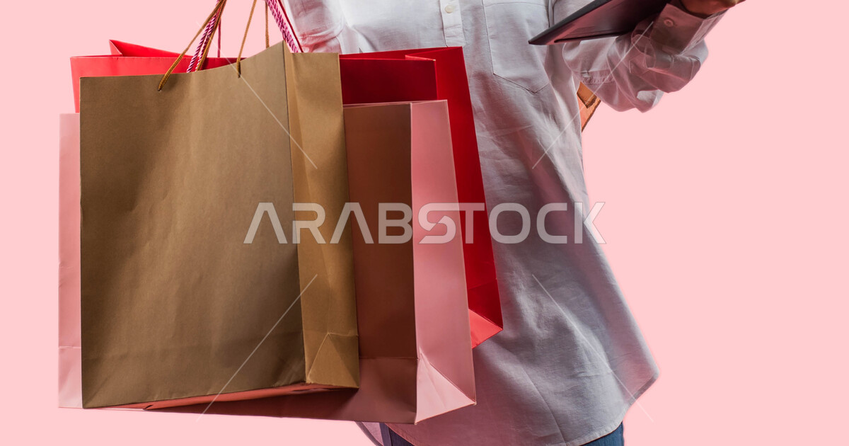 الشراء والبيع عبر الاونلاين، عروض وتخفيضات الجمعة البيضاء، ايماءات وجه
