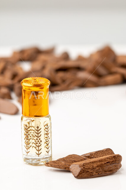 Glass Tola made of the original Oud Oil, perfumed with natural oils and ...