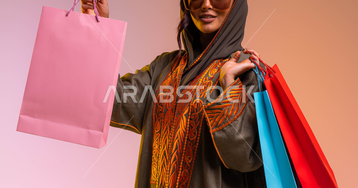التأثير الايجابي للتسوق على المرأة اقتناء و شراء المستلزمات والهدايا