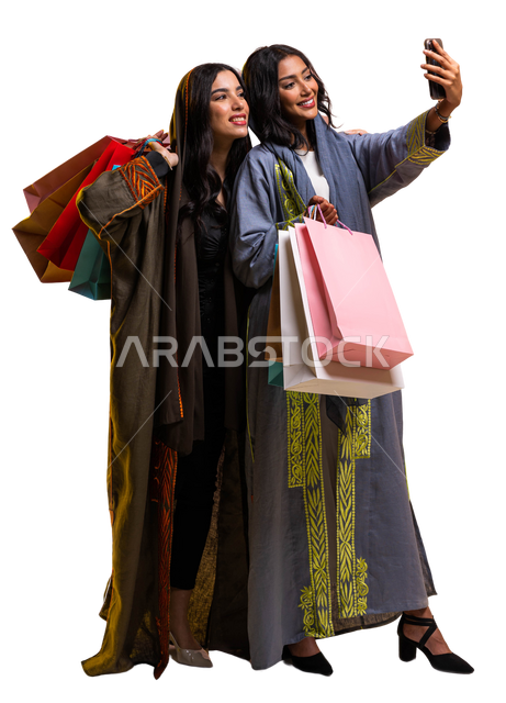 عباءات خليجيه نسائيه عصريه، بورتريه لإمرأتان عربيتان خليجيتان سعوديتان ...