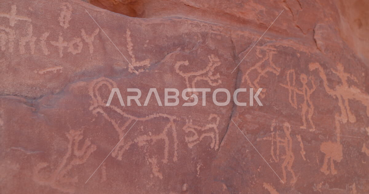Photographing rock drawings and archaeological inscriptions on sandy ...