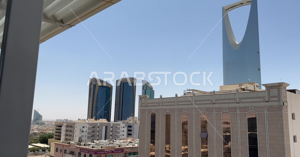 Towers and skyscrapers, the Kingdom Tower in the city of Riyadh in the ...