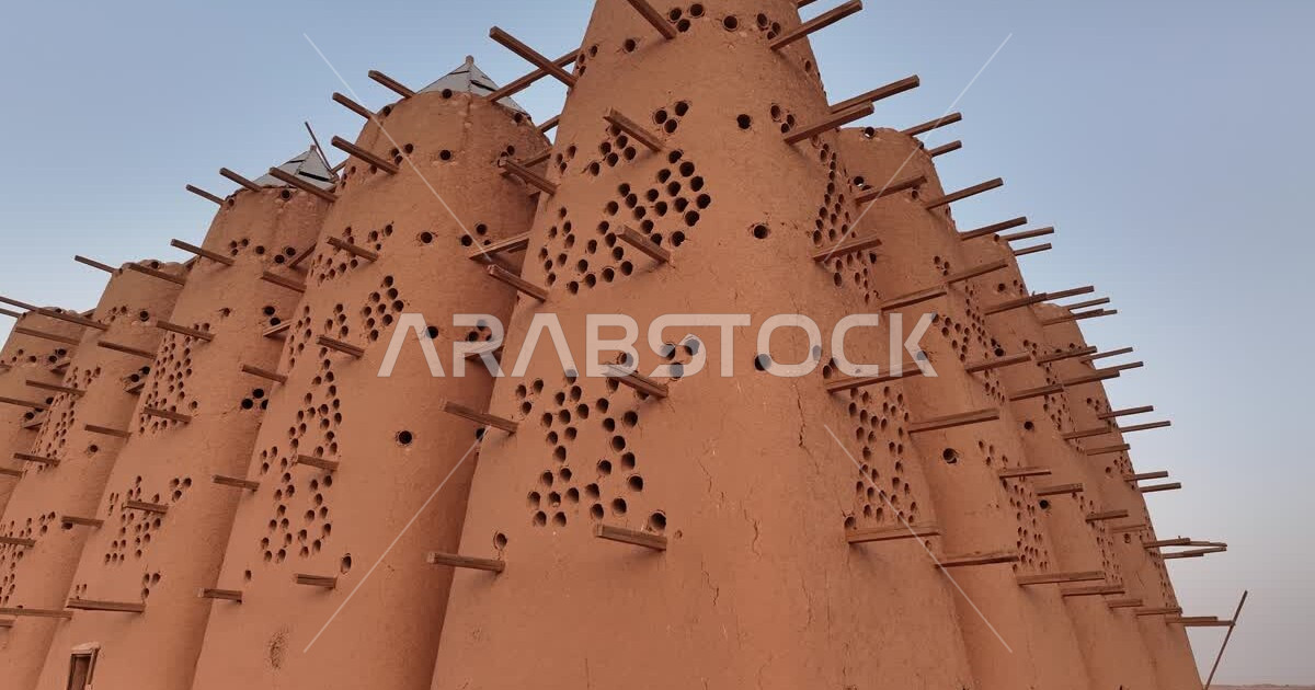 Historic monuments in the desert areas, tourist places in the Kingdom ...