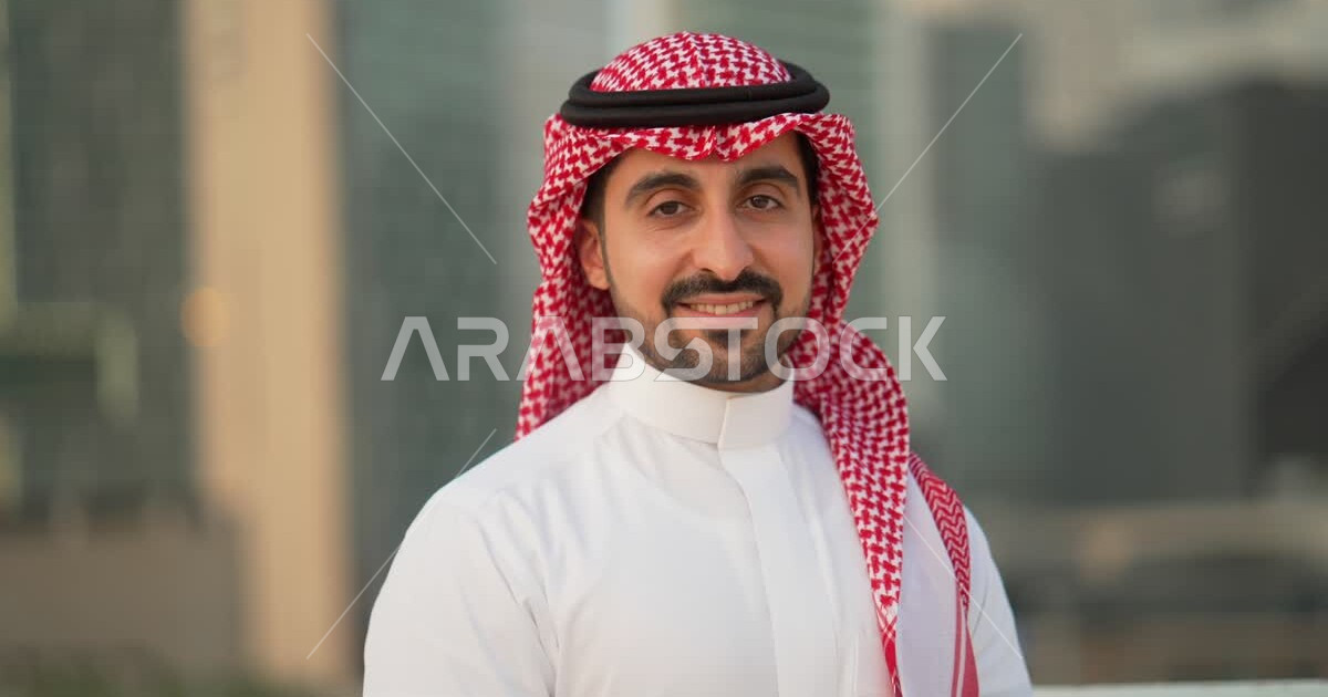 Standing with pride in the Saudi state, gestures of happiness and joy ...