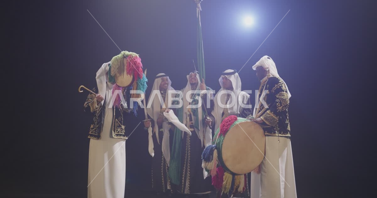 Traditional Najdi Ardha songs and celebrations at night time ...