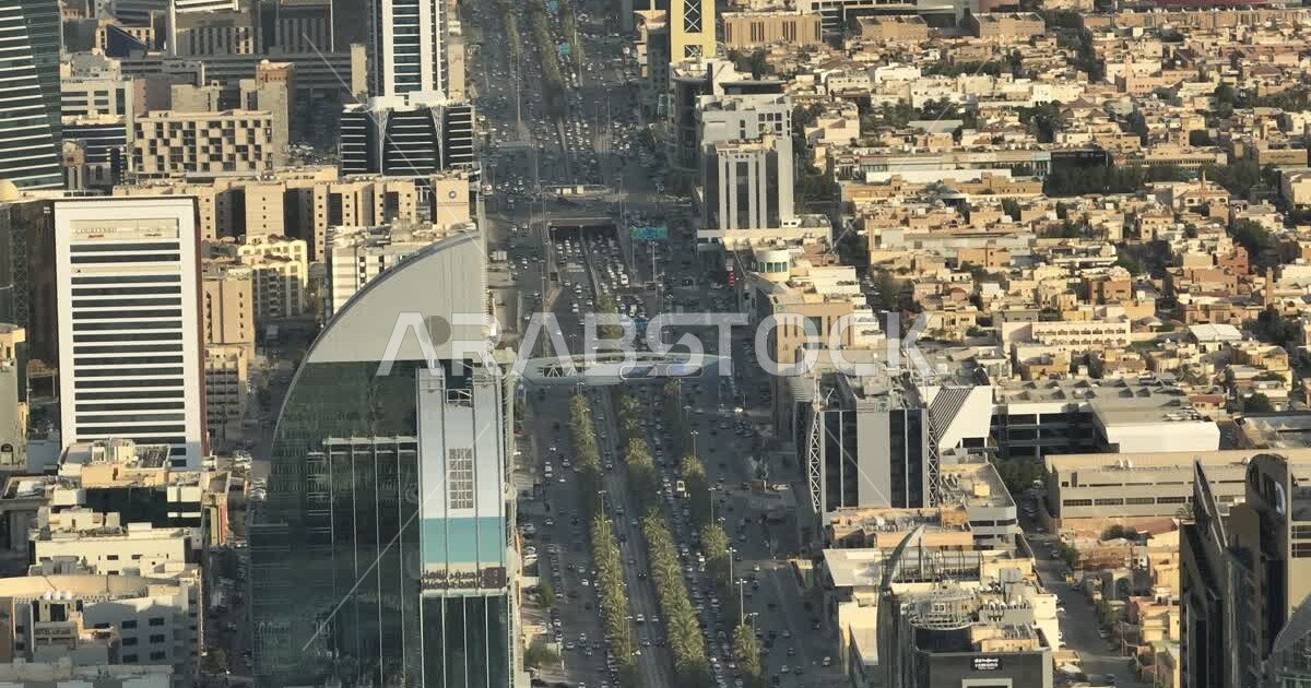 Traffic in the roads and streets of Riyadh, urban growth in buildings ...