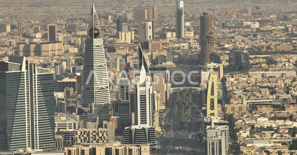 Traffic in the roads and streets of Riyadh, urban growth in buildings ...