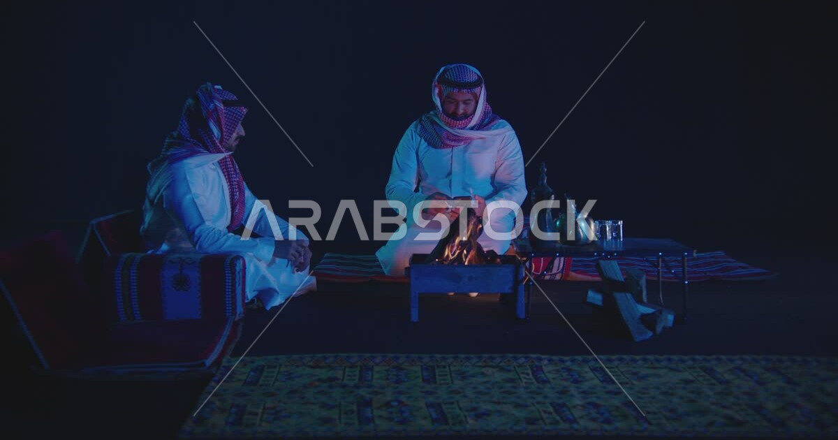 Chats and discussions with friends, popular traditional Saudi sessions ...