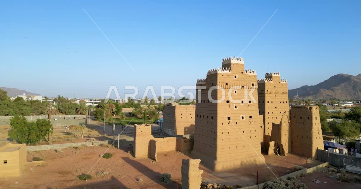 Neighborhoods and popular buildings built in the old architectural ...