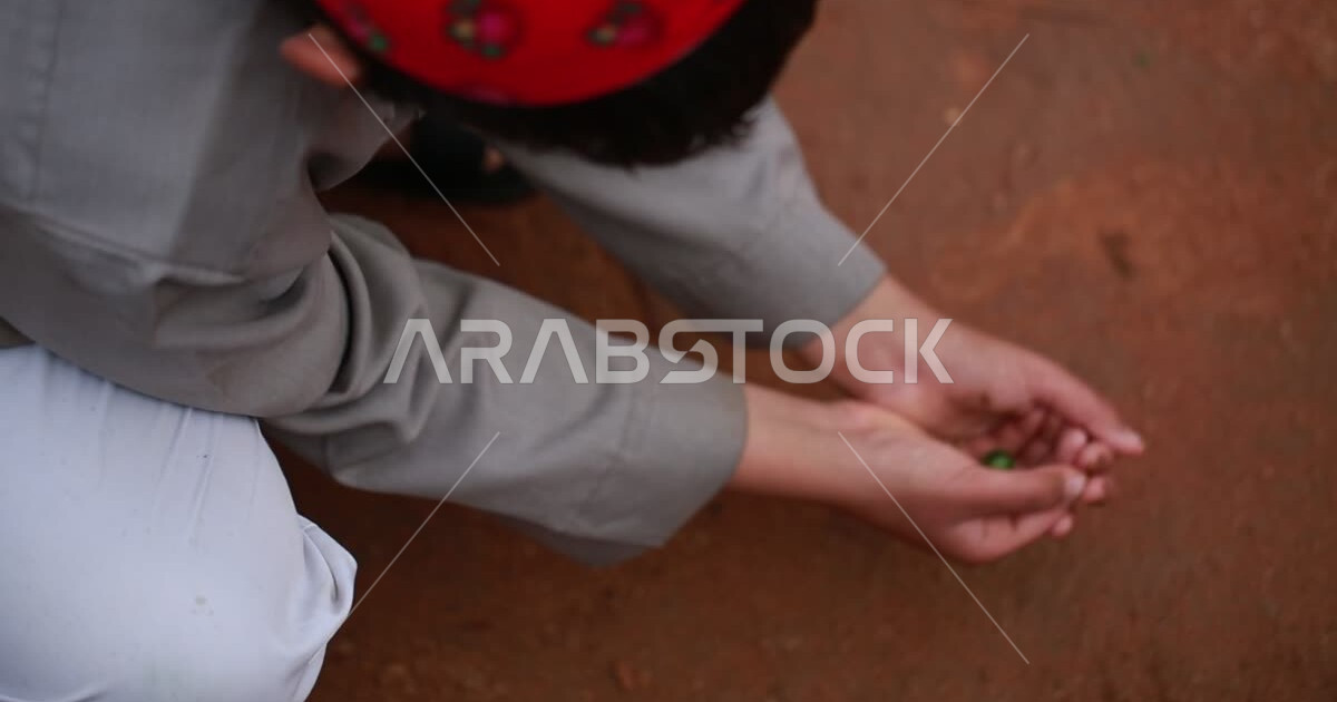 Shaking the glass balls to throw and start the challenge, practicing ...