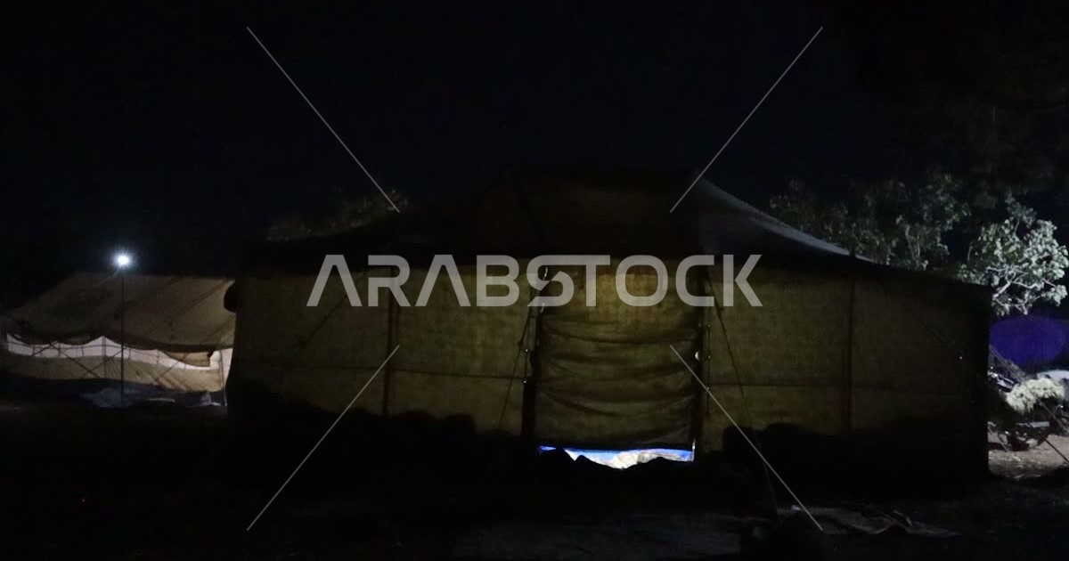 Wild camps in the deserts of the Kingdom of Saudi Arabia, desert tents ...