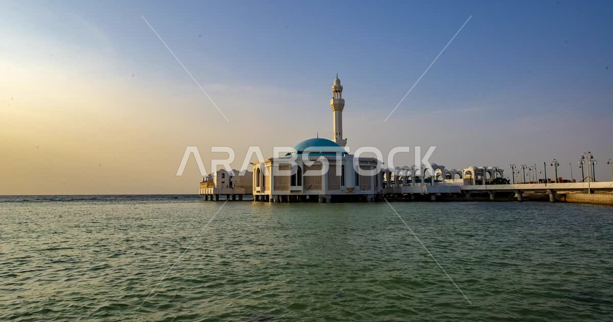 Arts and architectural designs for the landmarks of the Islamic city of ...