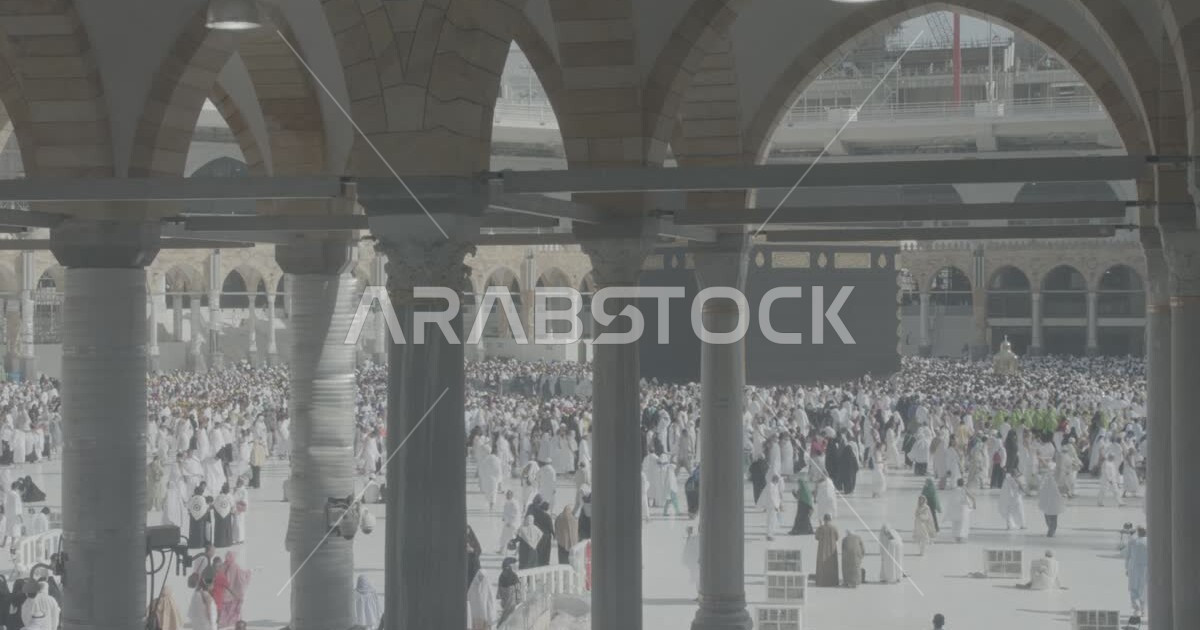 islamic architecture in the courtyards of the holy mosque in mecca, the ...