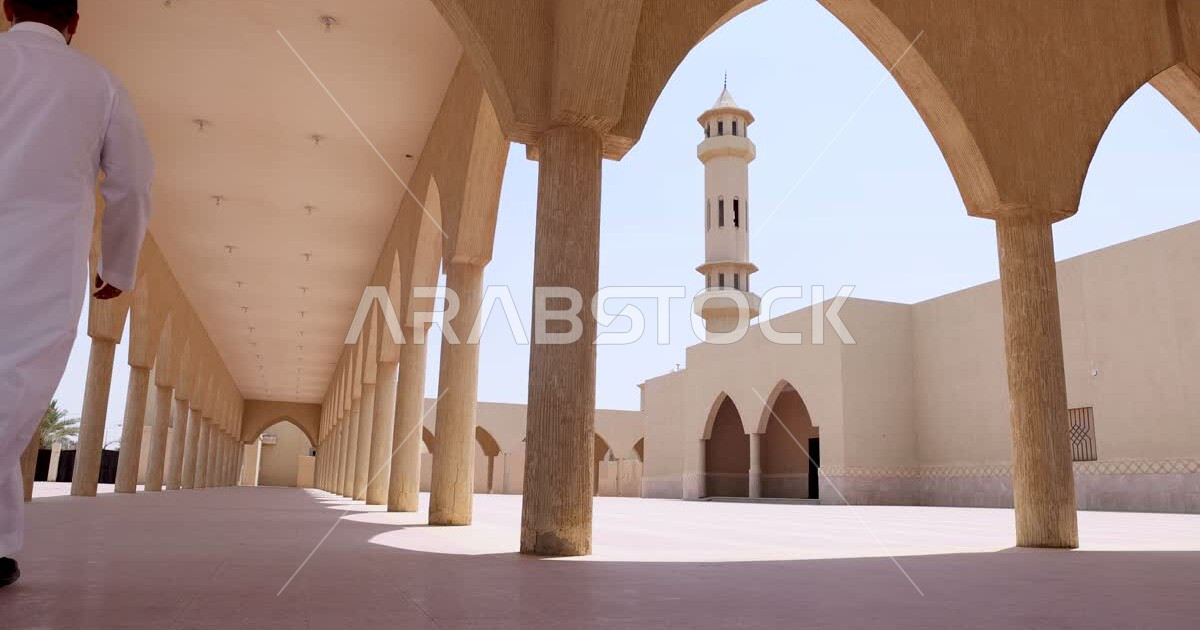 Engineering designs in the ancient historical Islamic style, sacred ...