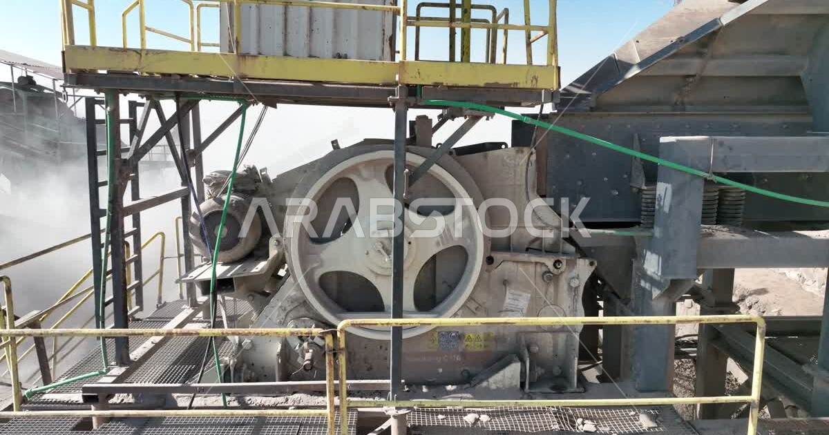 Heavy machinery and equipment, power and technology, the process of ...