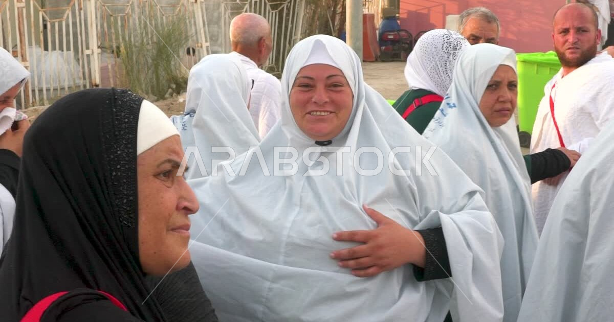 Standing on the tents of bearers of good tidings, worship and getting ...