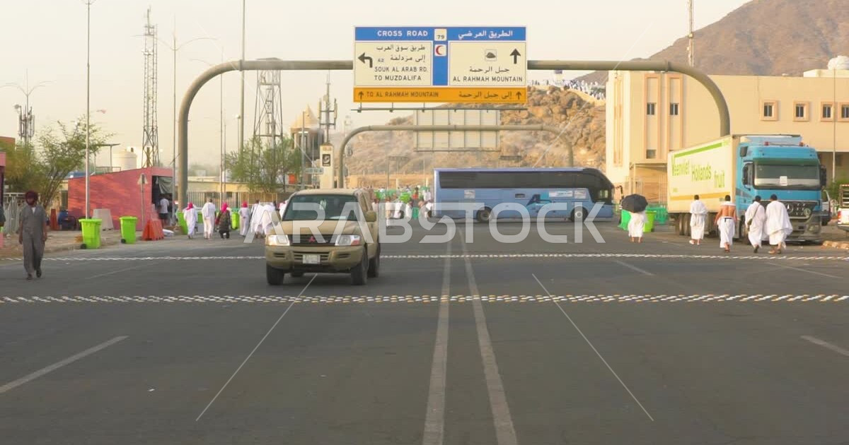 Paved roads and streets in Mecca, worship and getting closer to God ...