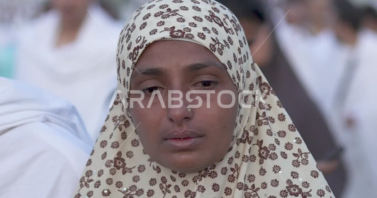 Sacred Islamic landmarks and places, crying, reverence, and drawing ...