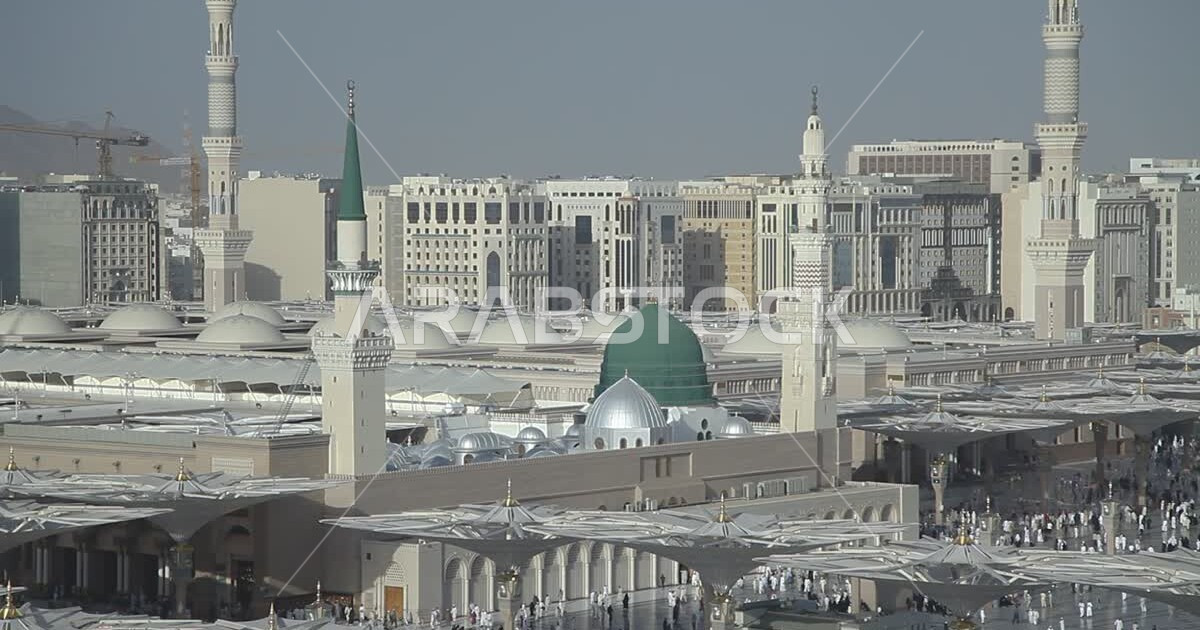 Holy Islamic landmarks and places in the daytime, the arrival of ...