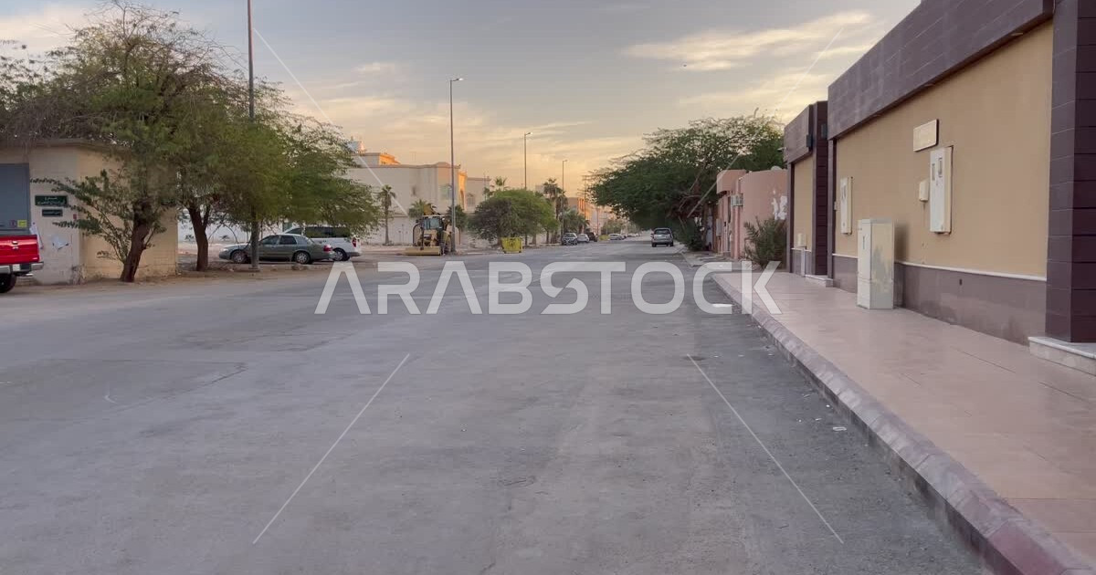 Houses and residential buildings in the Al-Masif neighborhood during ...