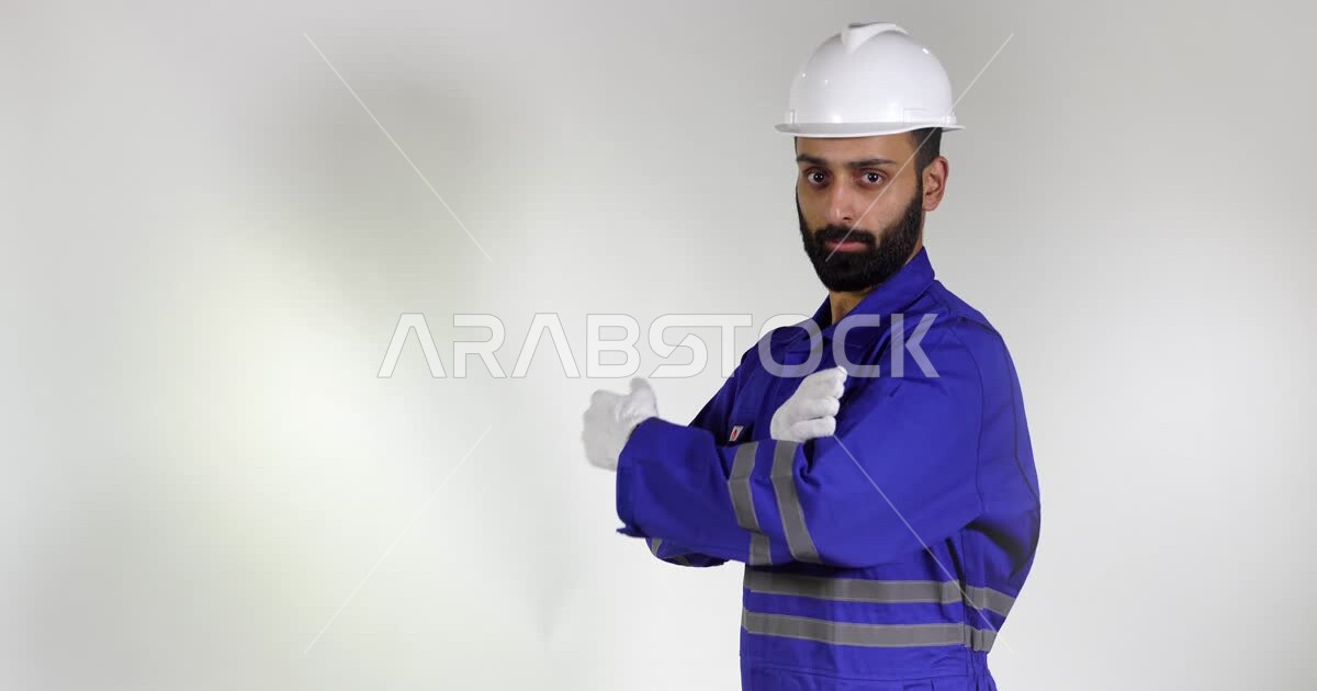 Portrait of a successful Saudi Gulf firefighter, emergency firefighting ...