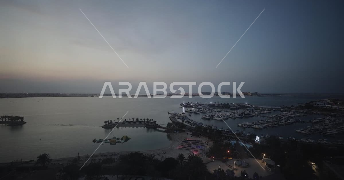 Timelapse of sunset on the shores of the Arabian Gulf coast in the city ...