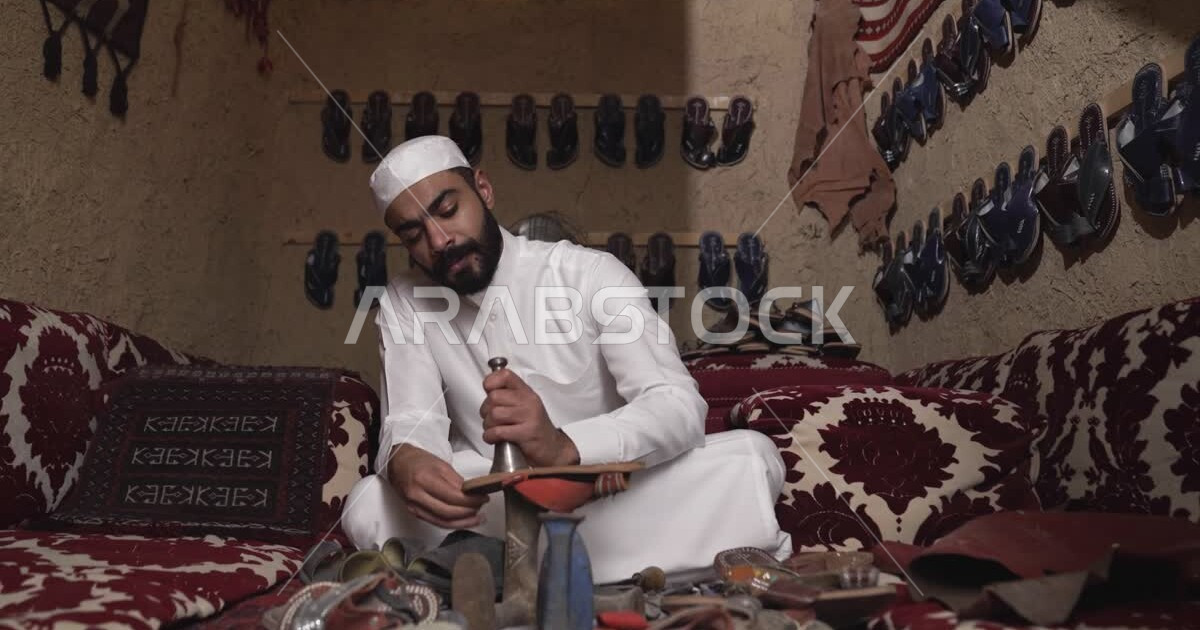 The concept of reviving popular heritage, inheriting traditional ...