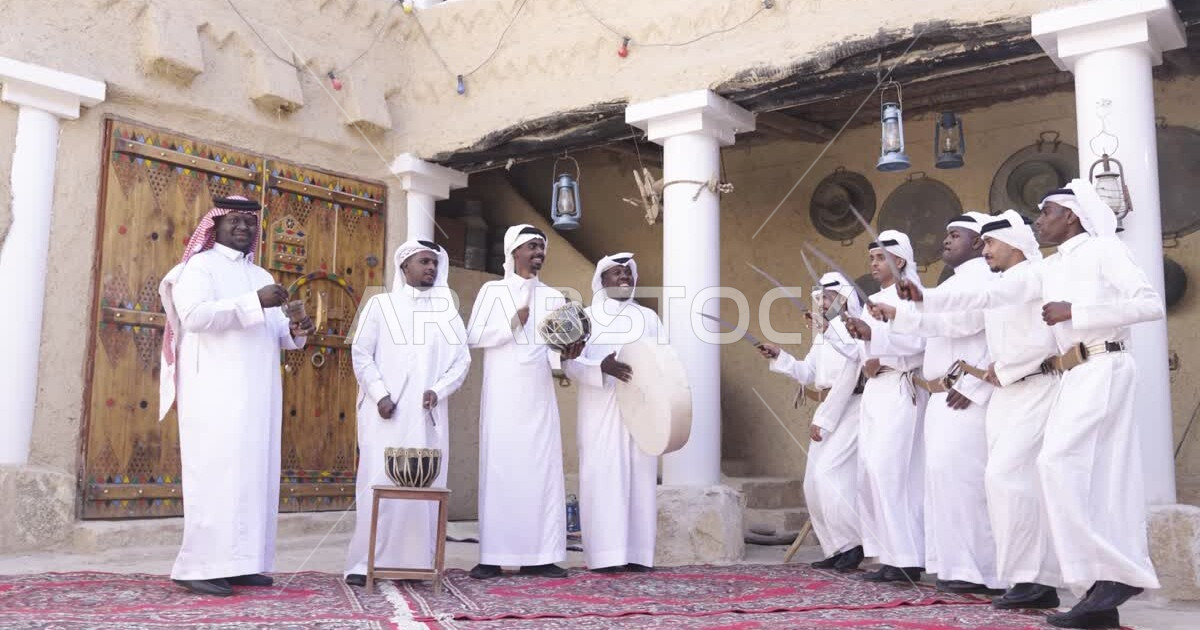 Celebrating the founding of the first Saudi state, wearing the popular ...