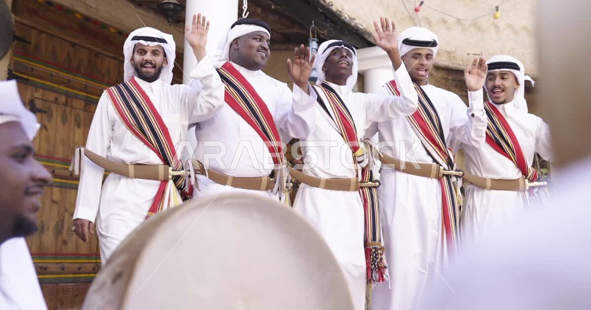 Gestures of joy and integration with folk dance and songs to celebrate ...