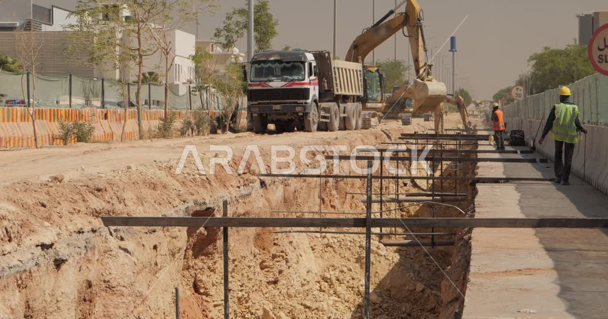 Digging foundations for buildings and large structures using heavy ...