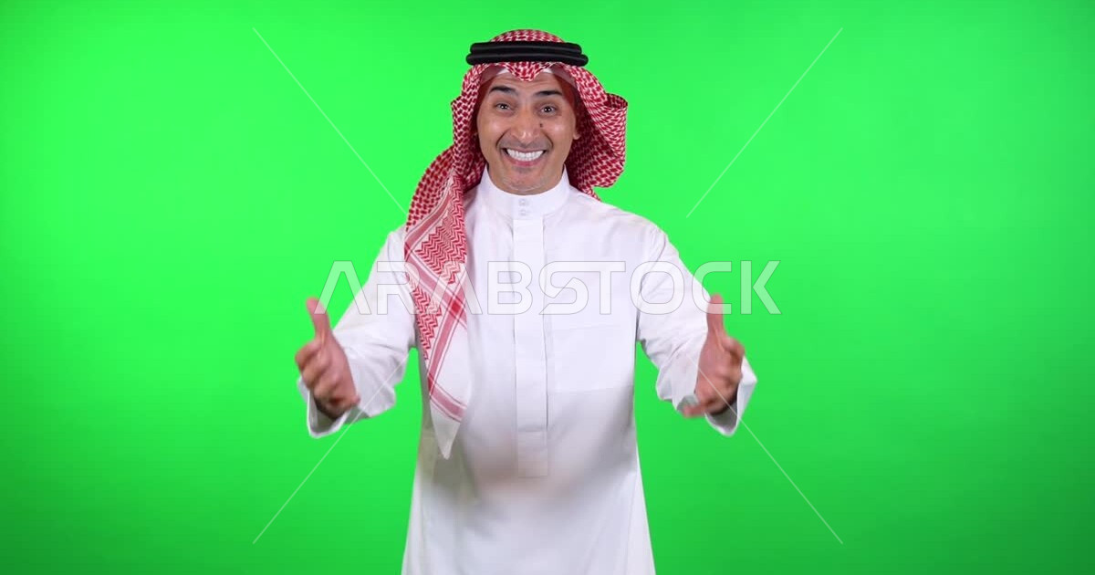 chroma for a Saudi Gulf man laughing with facial gestures indicating ...