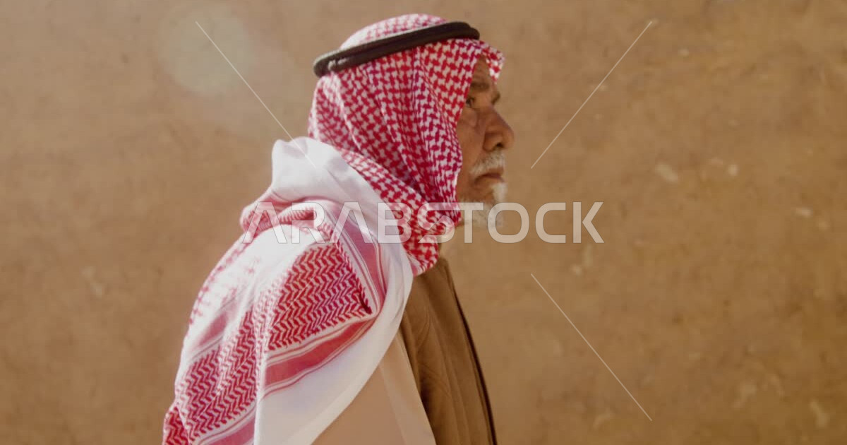 On our day 1727 AD, wandering around the ancient popular heritage sites ...