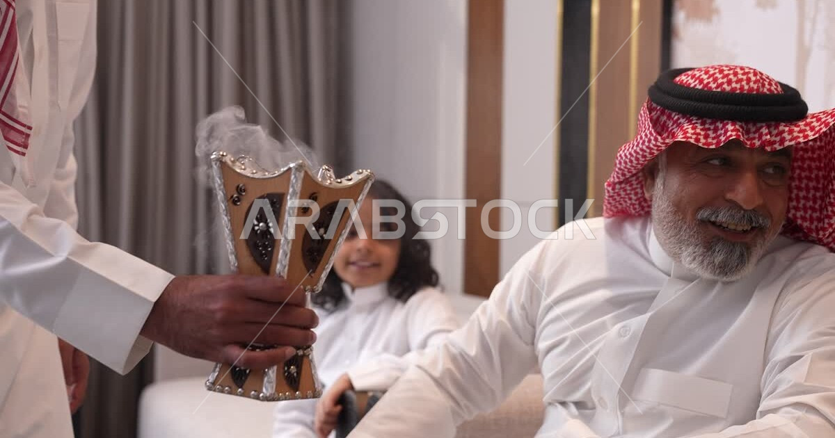 Distinctive Gulf perfumes and scents, fumigation and perfuming with ...