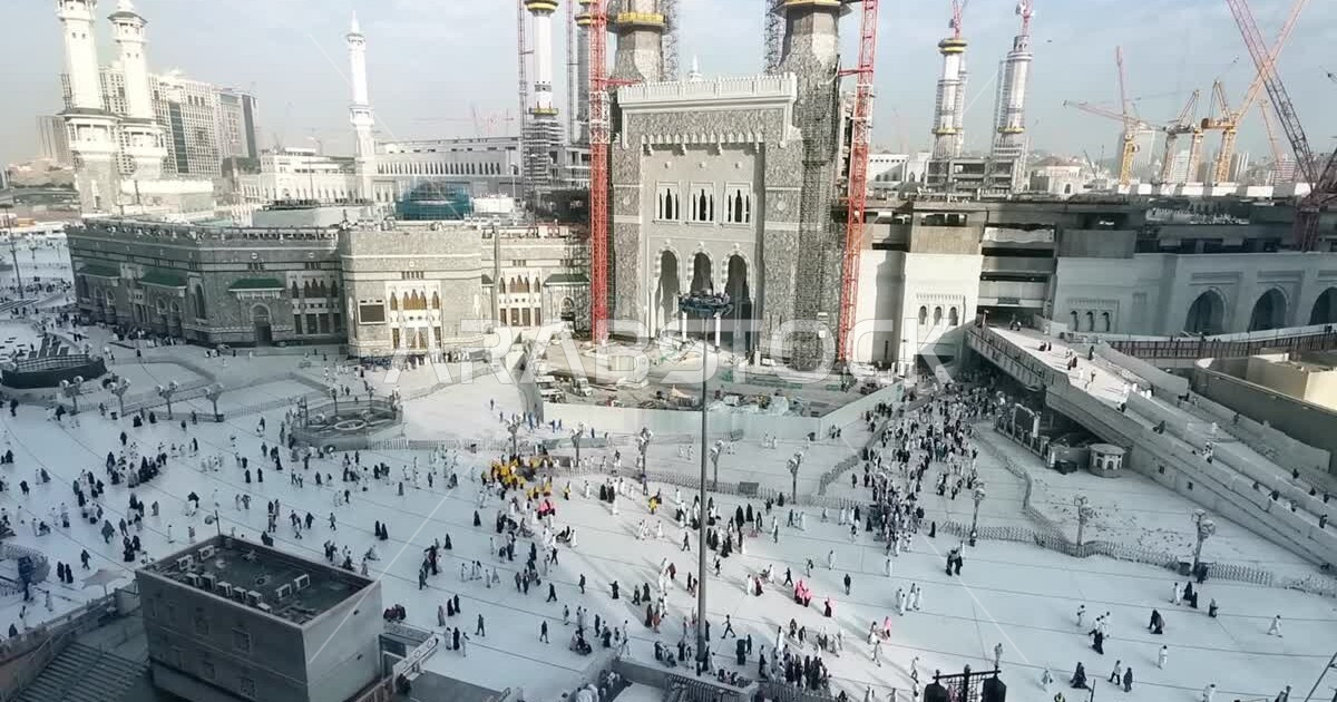 The development of architectural art for buildings and towers in Makkah ...