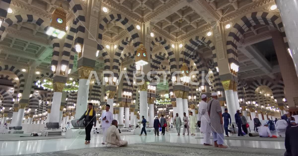 Arches and columns with decorations and interior designs in the Islamic ...