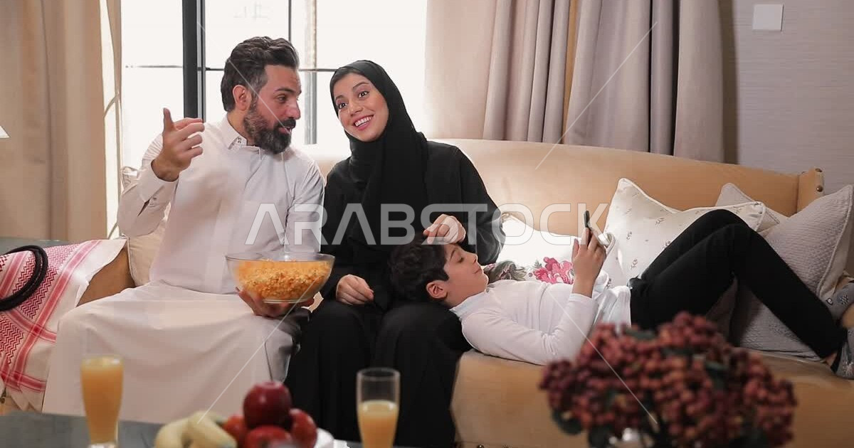 A wonderful atmosphere for a Saudi Arabian family at home, to enjoy ...