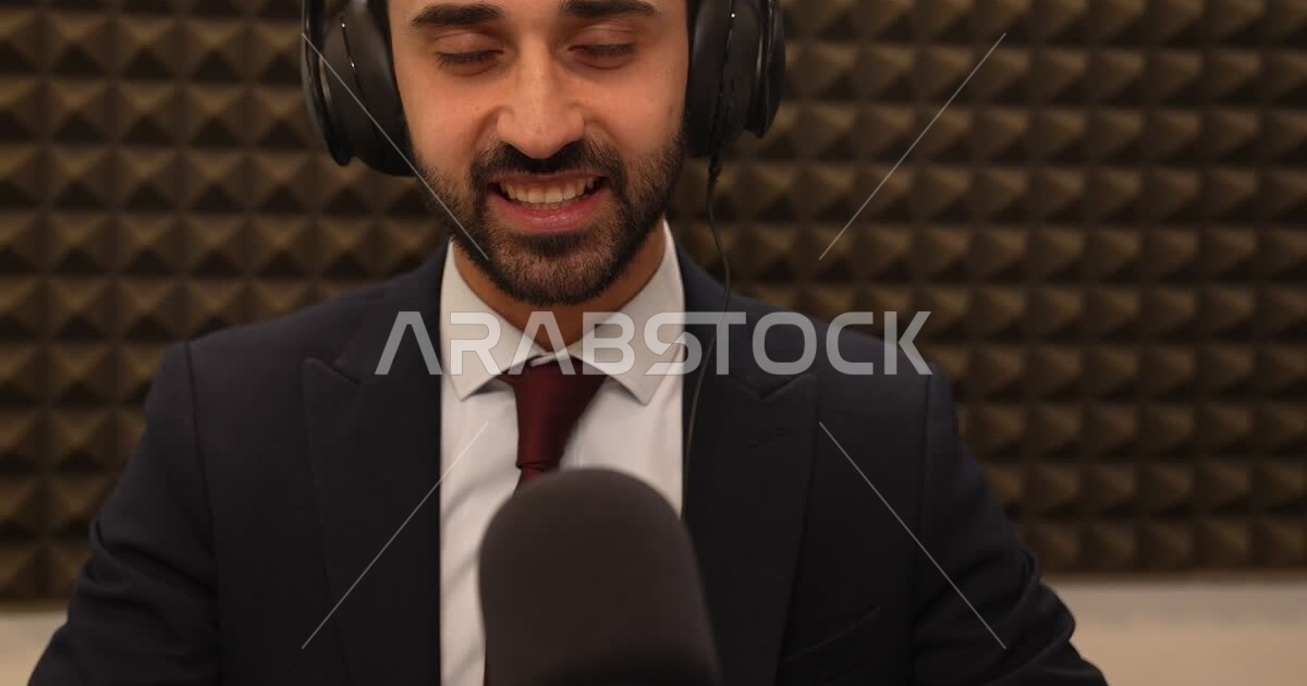 Audio recording equipment and devices, an audio recording studio ...