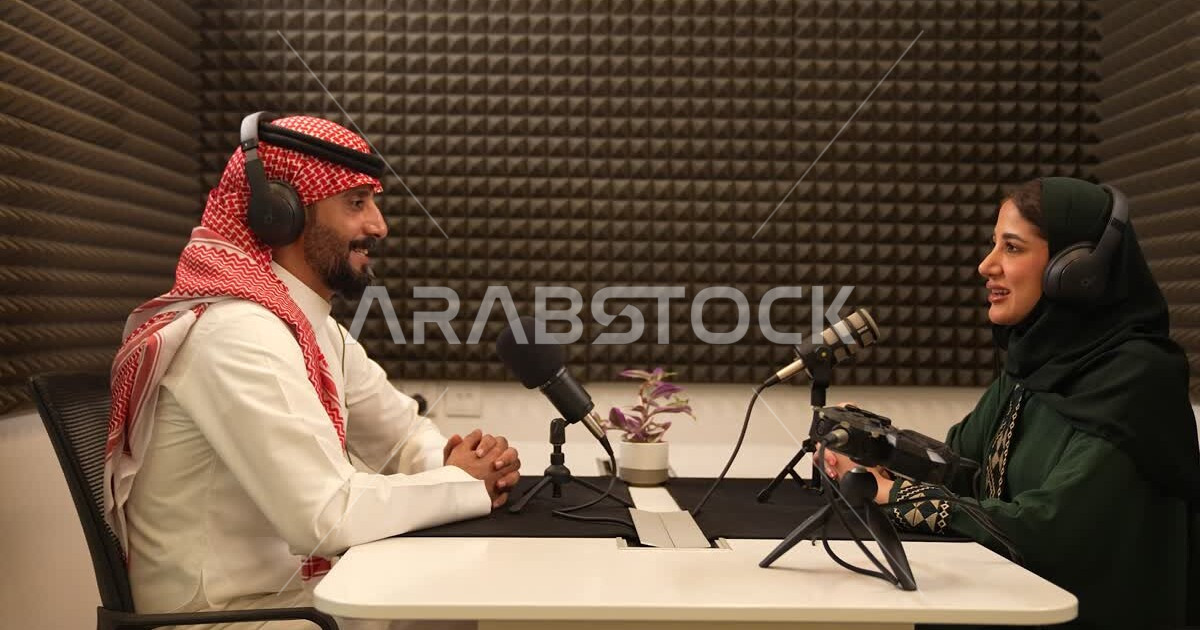 Discussions and dialogues between colleagues, a close-up of a Saudi ...