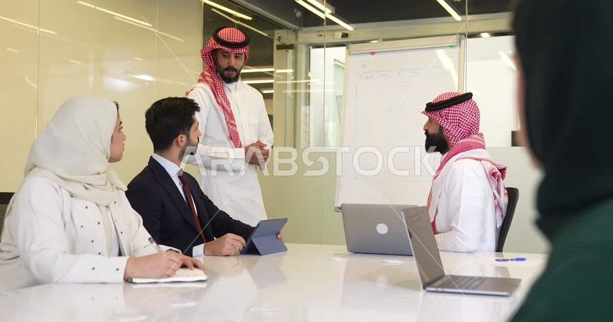 Dialogues and discussions to achieve strategies and goals, a business ...