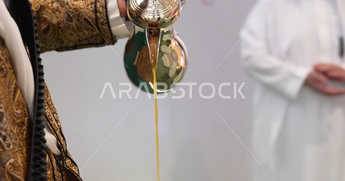 Generosity and good reception, authentic Saudi customs and traditions ...