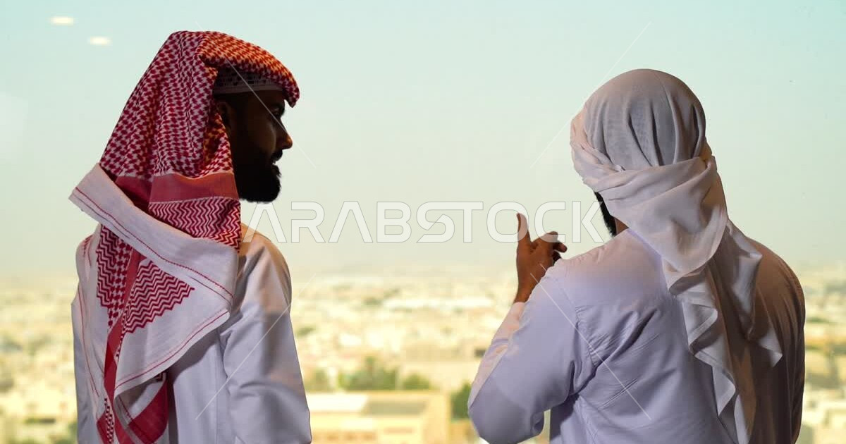 A meeting of Gulf businessmen, a Saudi man in a business meeting with ...