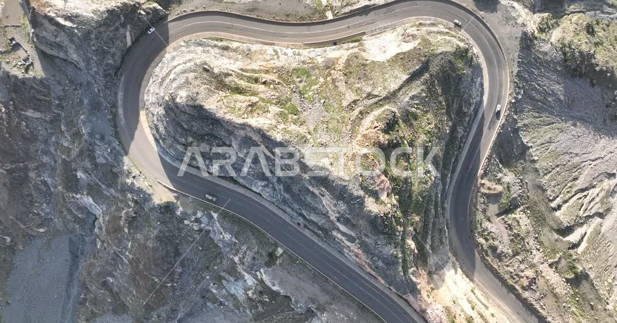 Enjoying the natural scenery in Taif city, Aqabat Al Hada road during ...