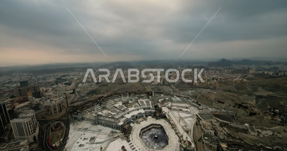 Islamic holy places in Saudi Arabia, performing Hajj and Umrah rituals ...