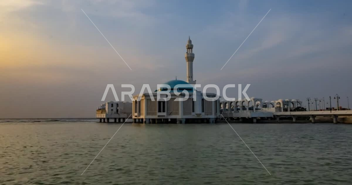Arts and architectural designs of the landmarks of the Islamic city of ...
